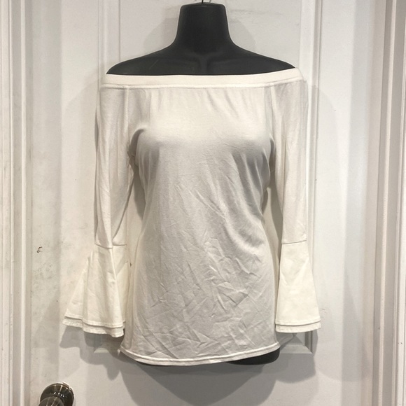 Sara Campbell | Tops | Sara Campbell Off White Onoff Shoulders Blouse With Statement Sleeves ...